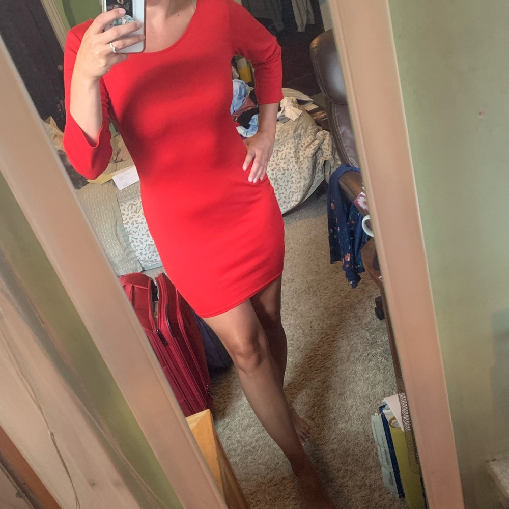 Red Criss-Cross Back Bodycon Dress - Gem